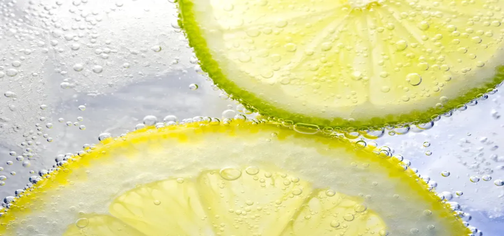 The Sparkling Truth: Debunking Myths about Sparkling Water - theskinartistry